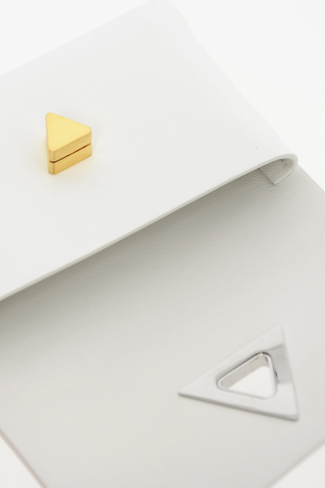 Bottega Veneta Brushed-leather Wallet with Triangle Closure women ...