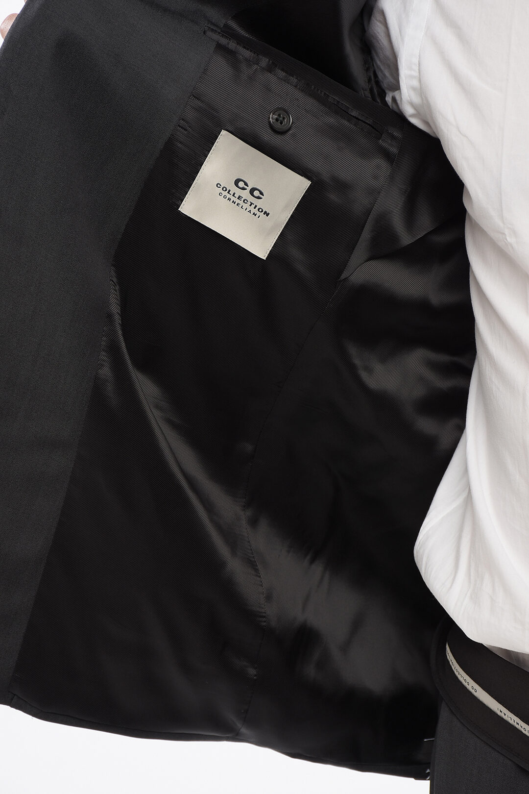 Corneliani CC COLLECTION 2 Button RIGHT Suit with Notch Lapel men ...