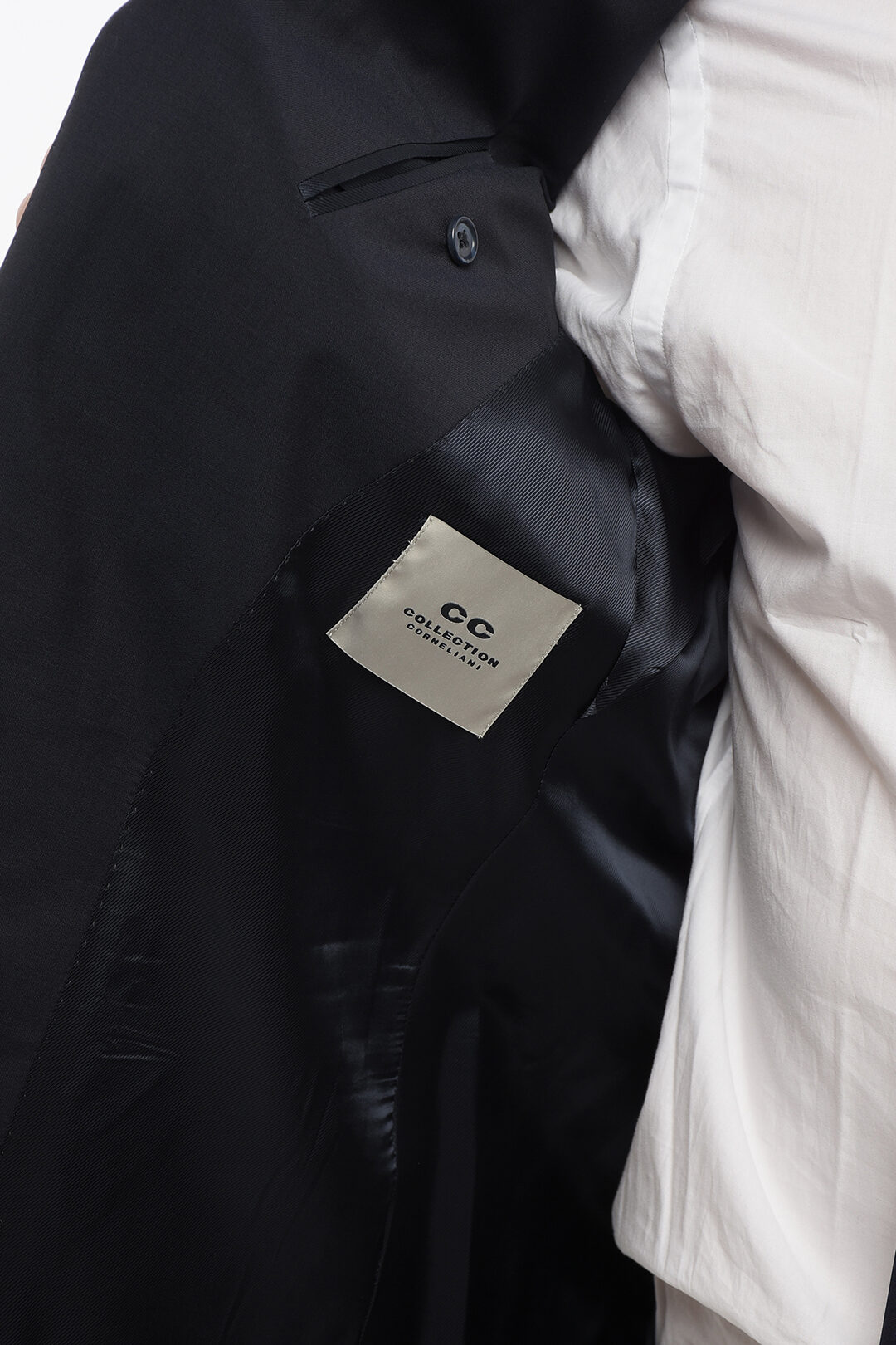 Corneliani CC COLLECTION Side Vents Notch Lapel 2-Button Suit men ...