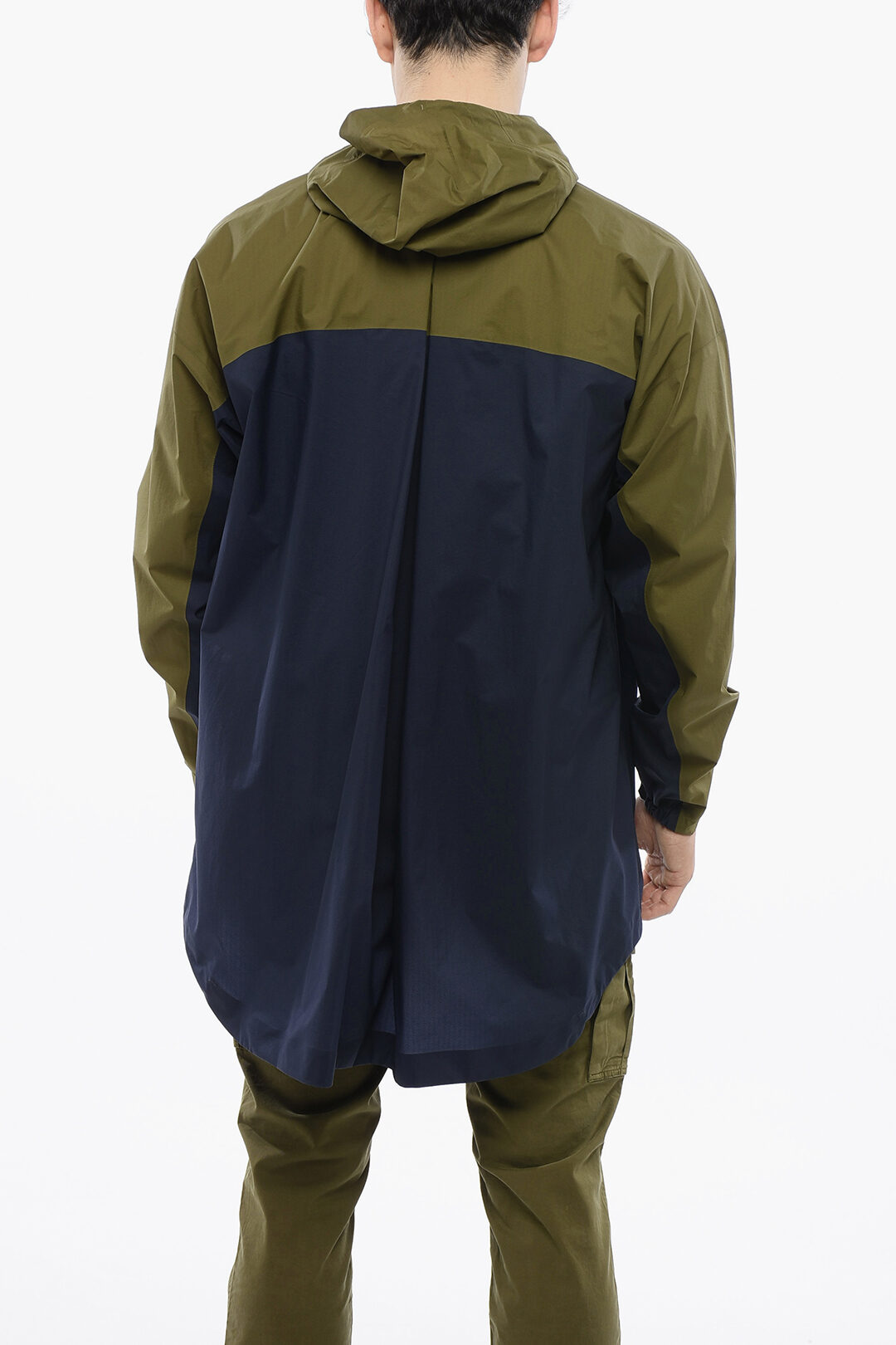 Woolrich Double Tone Windbreaker With Utility Pockets men - Glamood Outlet