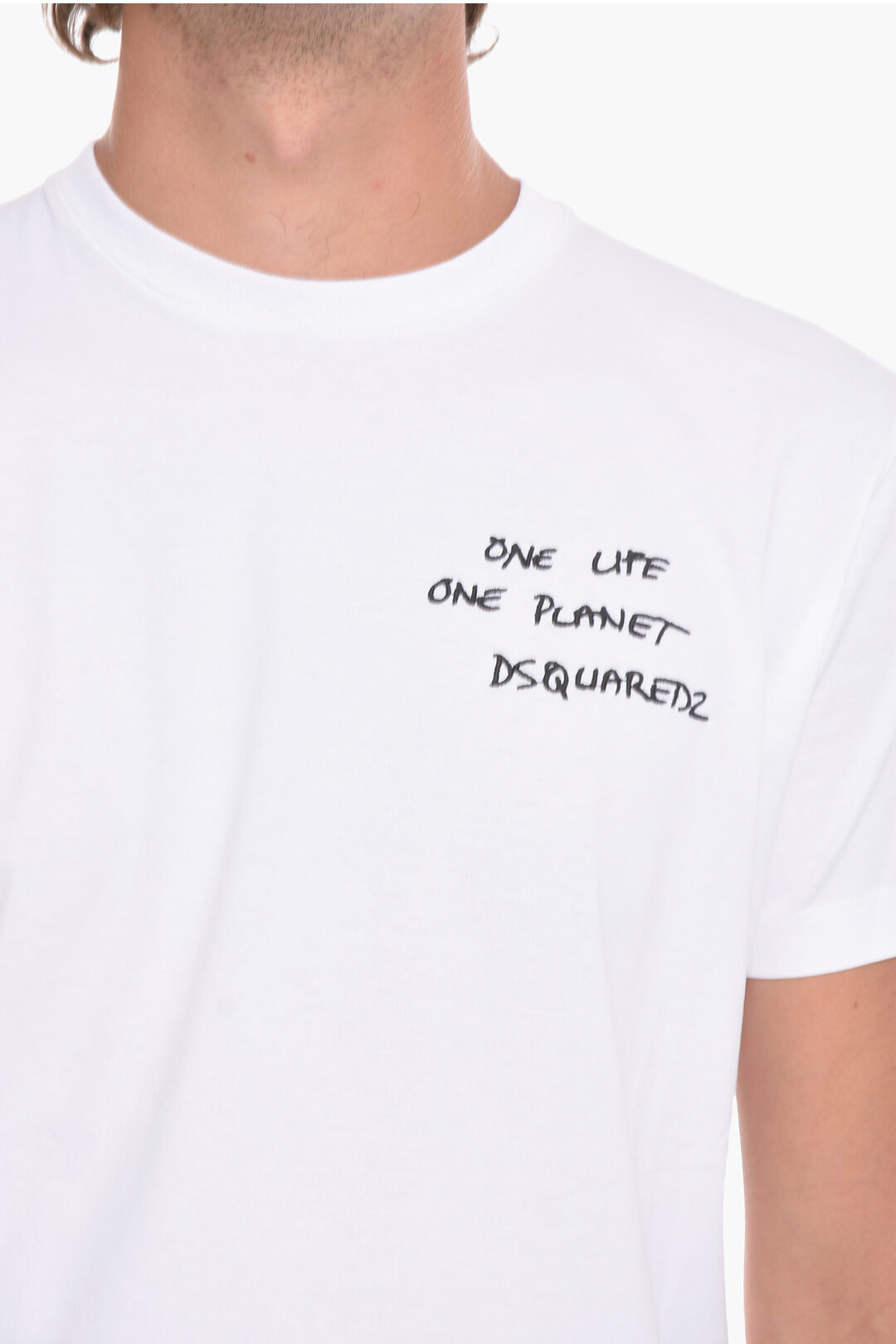 Dsquared2 ONE LIFE ONE PLANET Cigar T-shirt with Embroidered Lettering ...