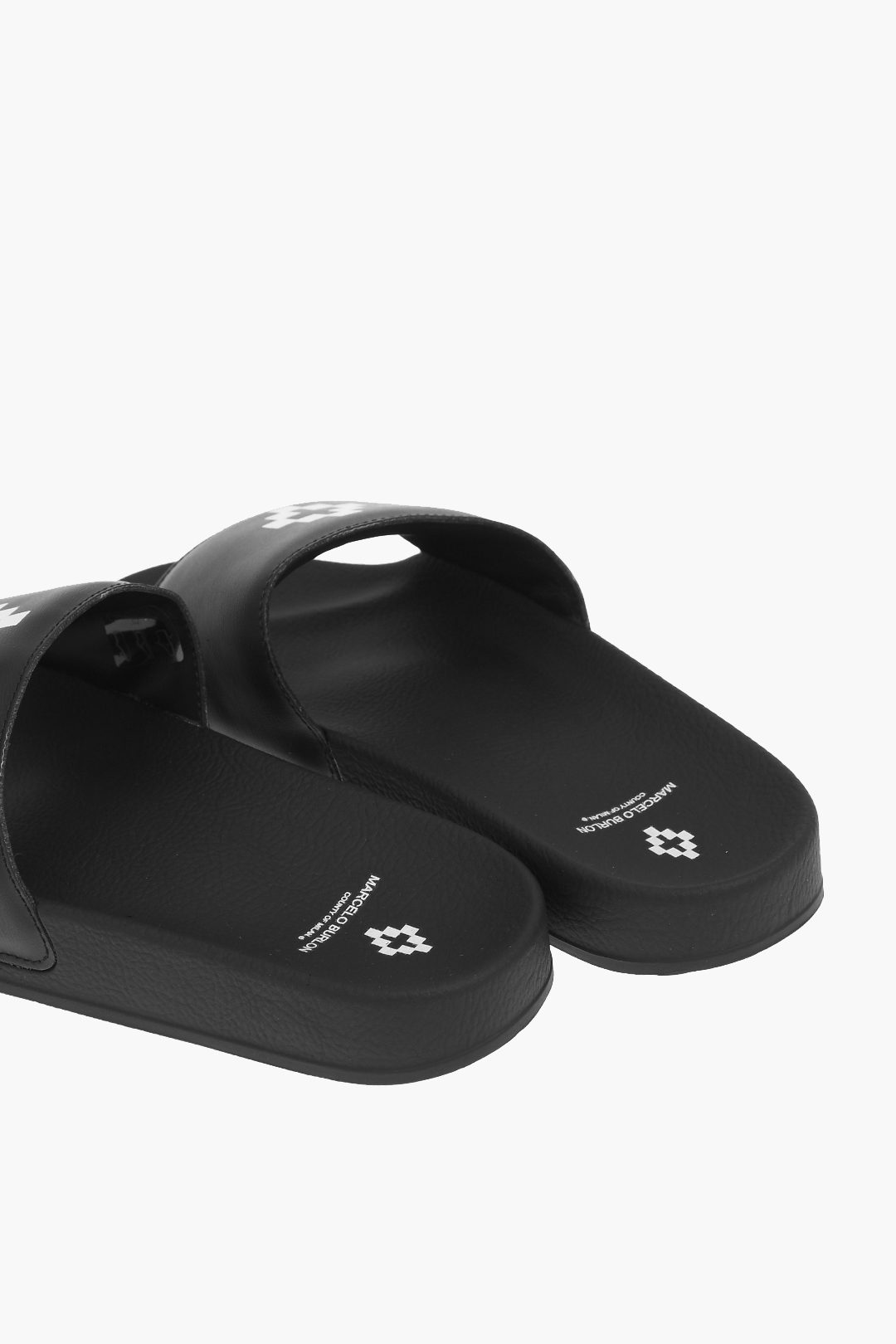 Marcelo Burlon solid color faux leather CROSS sliders men - Glamood Outlet