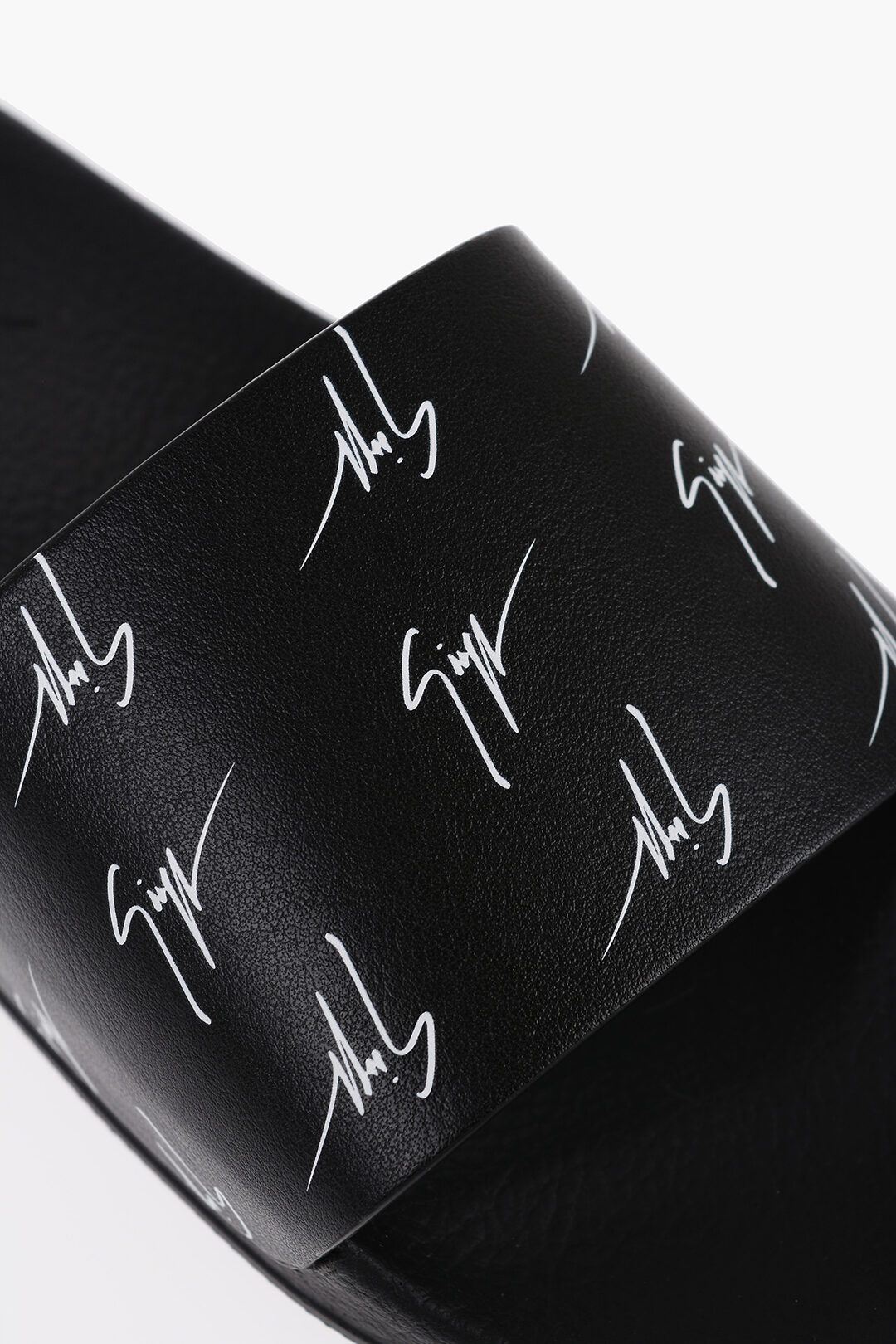 Giuseppe Zanotti Solid Color Slides with Contrasting Logo women ...