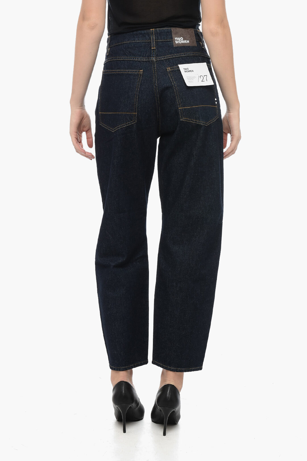 Two Women Two Men Straight Leg GIULIAN Denims with Visible Stitching 17 ...