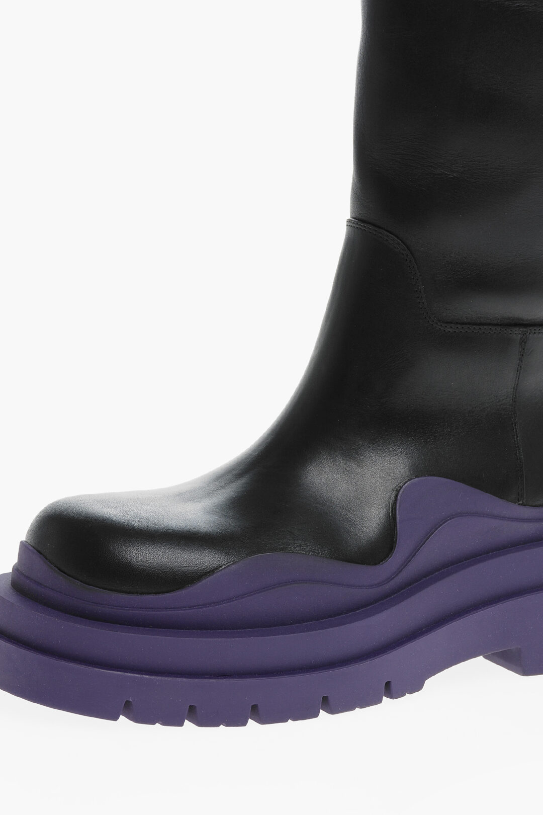 Bottega Veneta Under the Knee Chelsea Boots with Contrasting Sole women ...