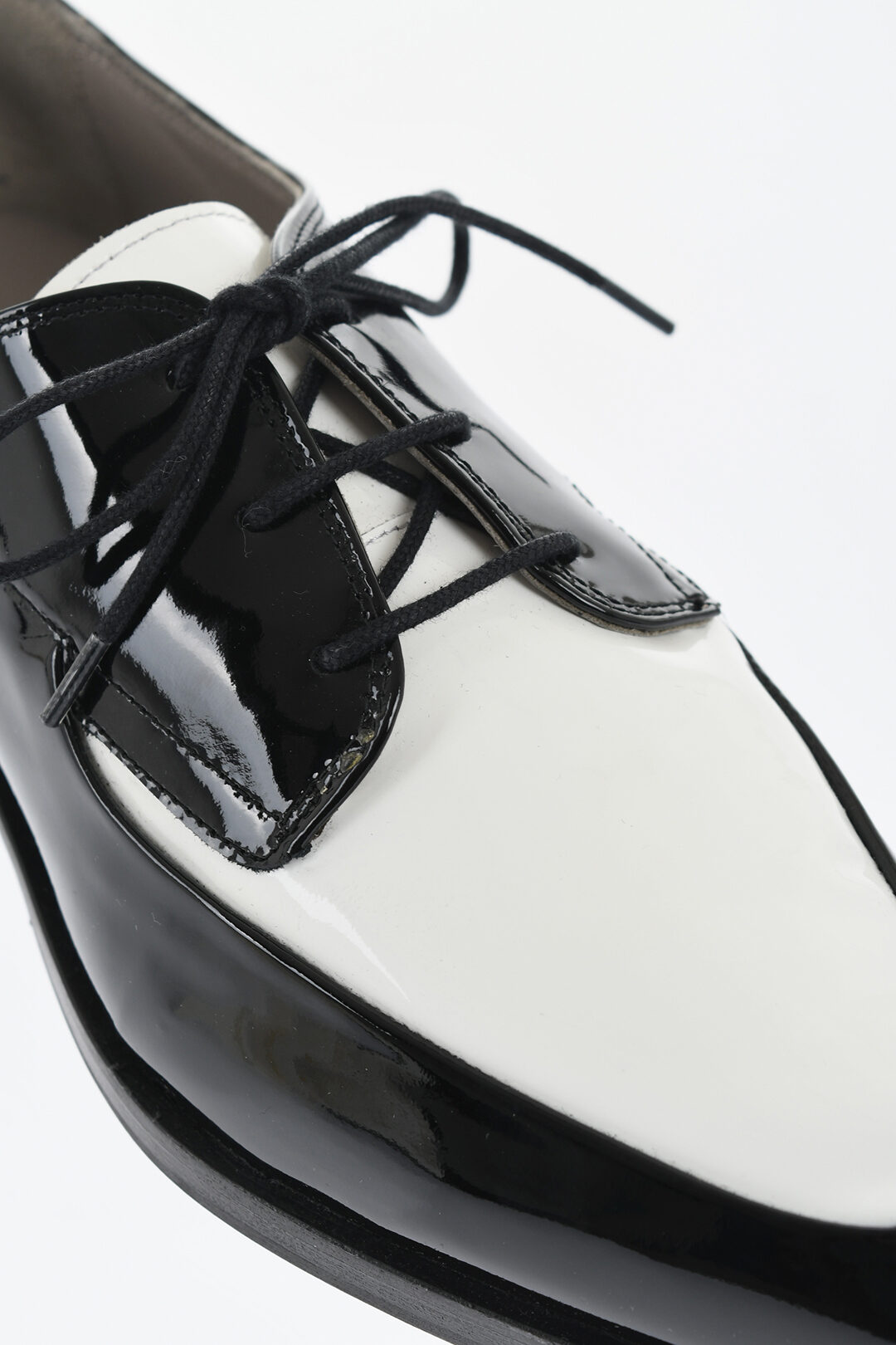 AllSaints Vinyl Two-Toned Leather Derby Shoes men - Glamood Outlet